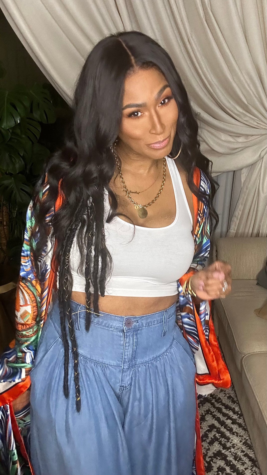 THE QUEENS – Kaftanated