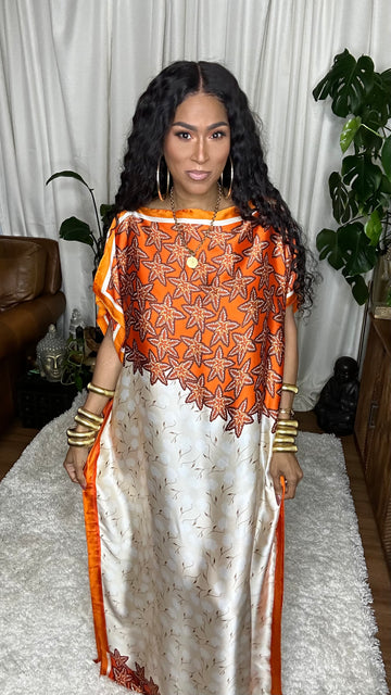 THE QUEENS – Kaftanated